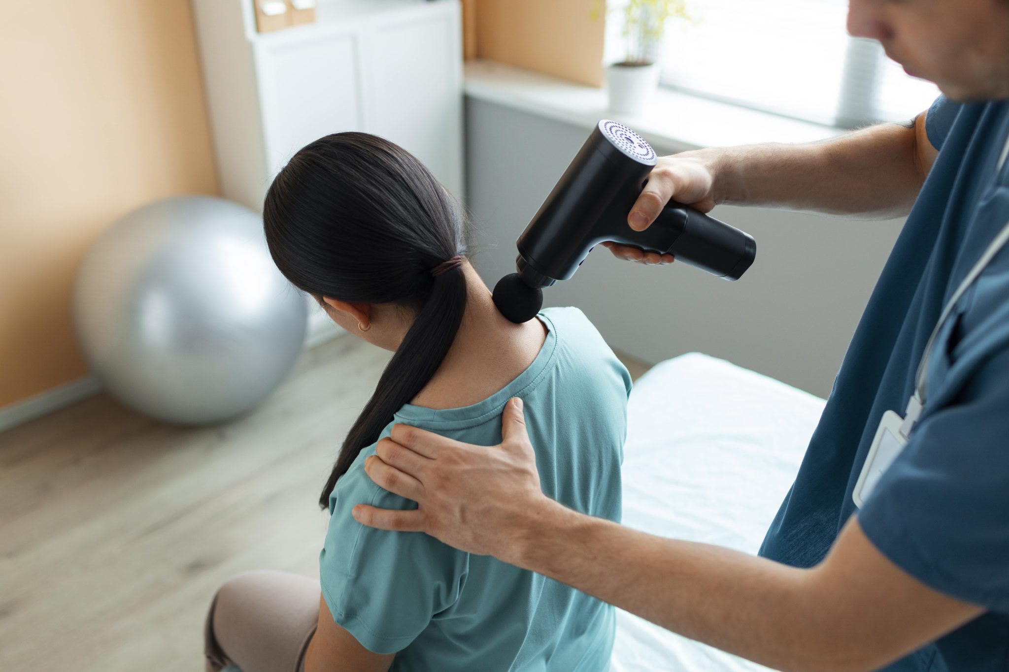 Ergonomik di Tempat Kerja: 5 Cara Fisioterapi Proven Cegah Sakit Badan ...